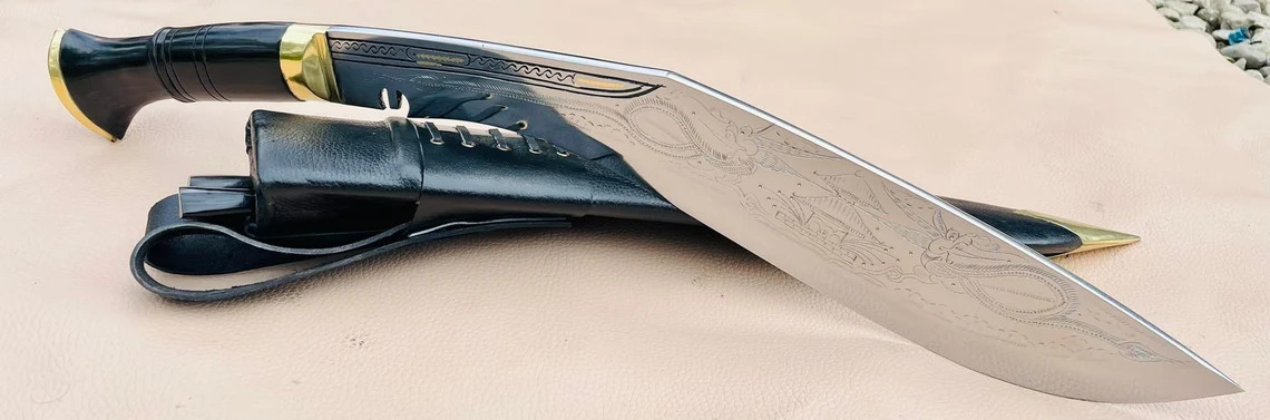 14 inch Bhojpure Double Dragon & Temple Engraved | Kukri