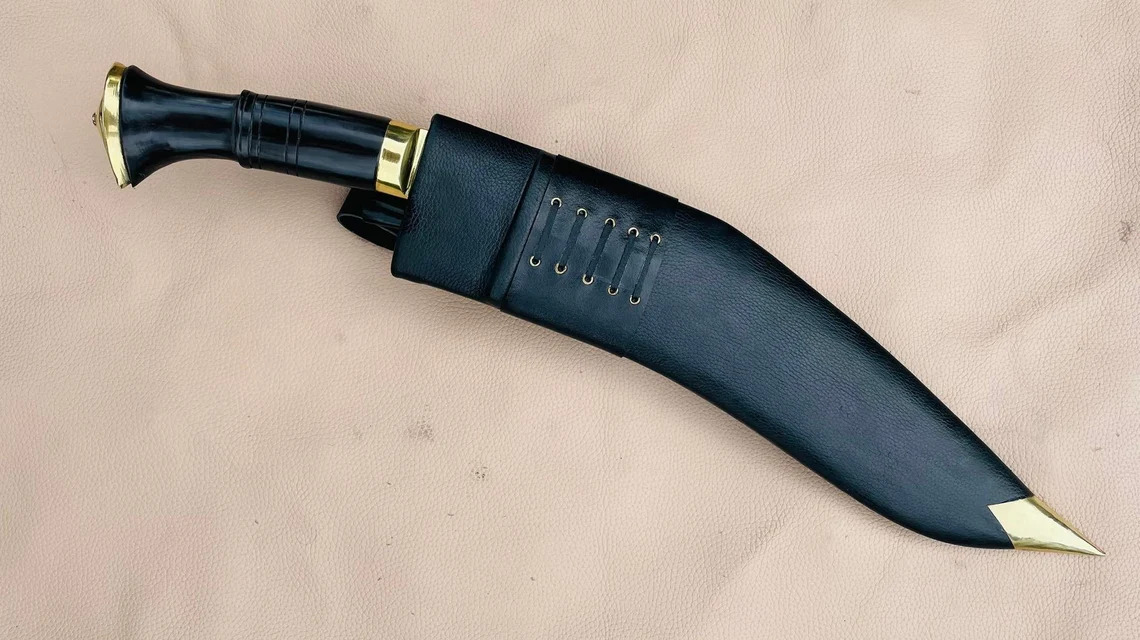 14 inch Bhojpure Double Dragon & Temple Engraved | Kukri